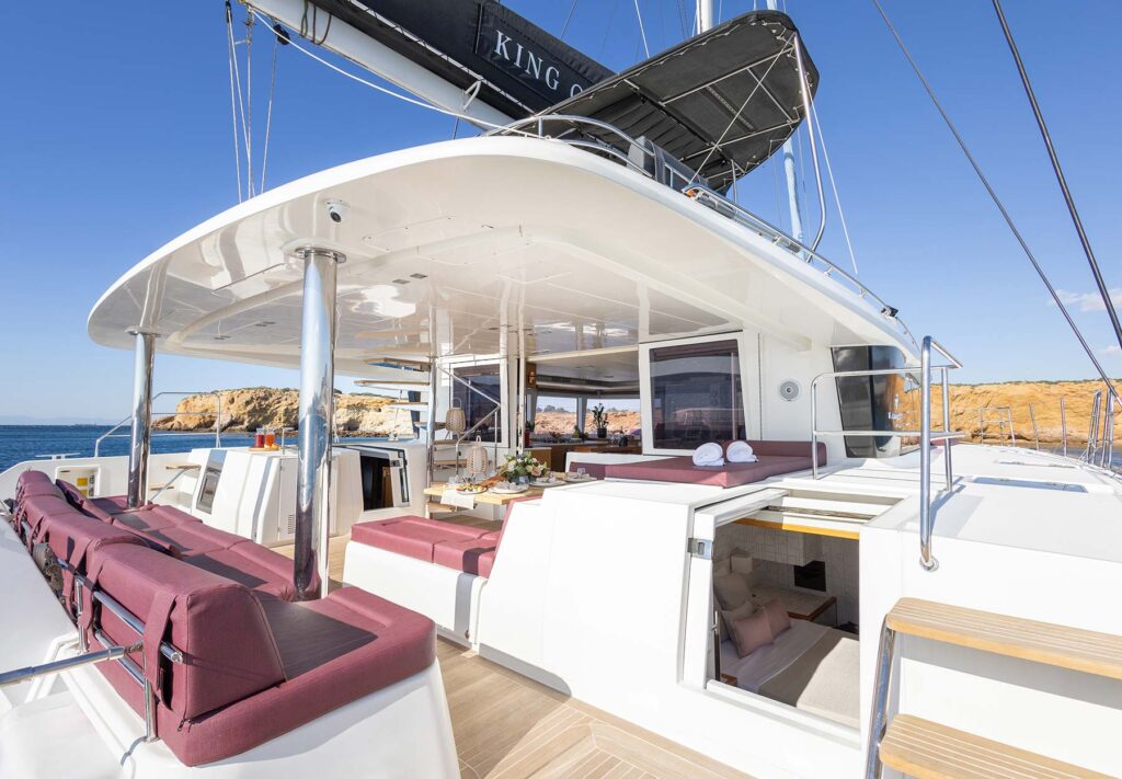 KING OF DIAMONDS Luxury Catamaran Yachts Charter - Vernicos Yachts